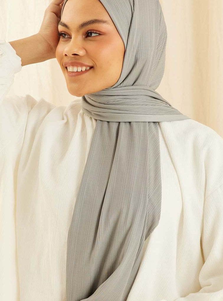 Luxury Lycra Combed Hijab - Light Green – Rawnaq.ca